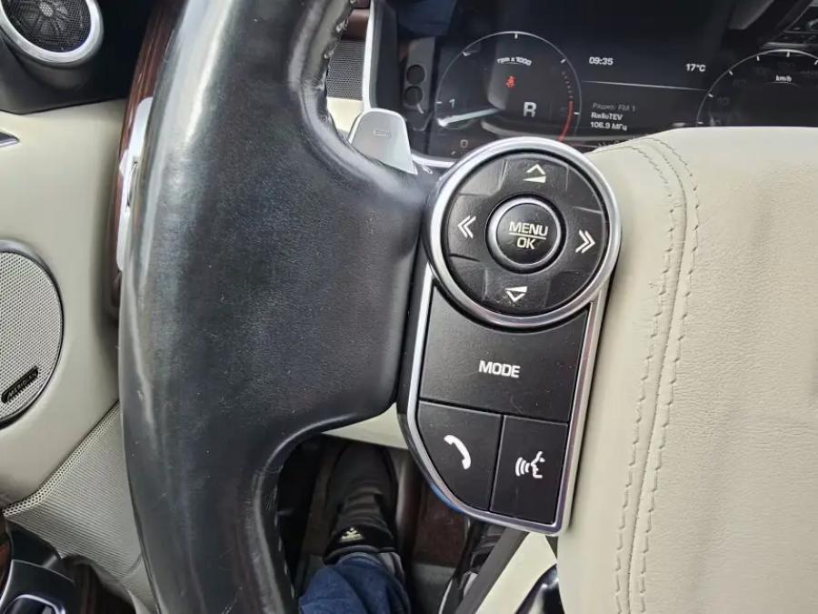 Land Rover Range Rover 2015 Rīga, ar dzinēja tilpumu 4.40 L un nobraukumu 139 tūkst. km par 29950 €, foto 28 vietnē AUTOMOTO.COM.LV