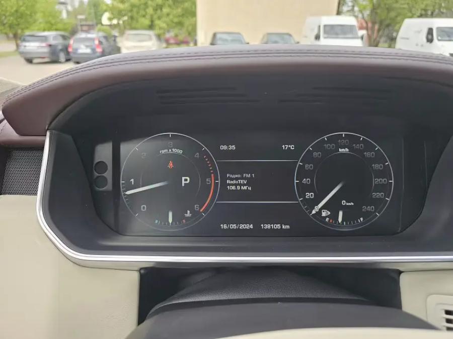 Land Rover Range Rover 2015 Rīga, ar dzinēja tilpumu 4.40 L un nobraukumu 139 tūkst. km par 29950 €, foto 29 vietnē AUTOMOTO.COM.LV