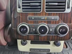 Land Rover Range Rover 2015 Rīga, ar dzinēja tilpumu 4.40 L un nobraukumu 139 tūkst. km par 29950 €, foto 33 vietnē AUTOMOTO.COM.LV