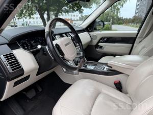 Land Rover Range Rover 2018 Tallina, ar dzinēja tilpumu 4.40 L un nobraukumu 150 tūkst. km par 42900 €, foto 3 vietnē AUTOMOTO.COM.LV