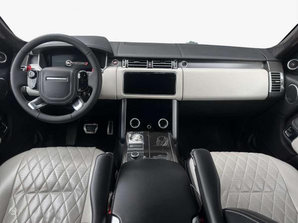 Land Rover Range Rover 2018 in Riga, with an engine capacity of 5.00 L and mileage of 177 thousand km for 58490 €, photo 7 on AUTOMOTO.COM.LV
