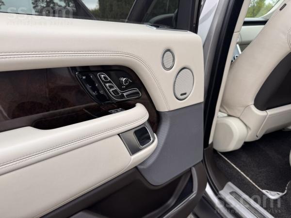 Land Rover Range Rover 2019 in Riga, with an engine capacity of 4.40 L and mileage of 182 thousand km for 46500 €, photo 6 on AUTOMOTO.COM.LV