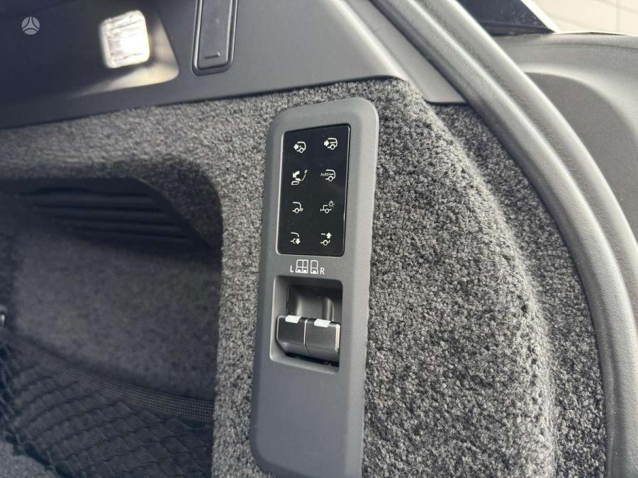 Land Rover Range Rover 2026 in Vilnius, with an engine capacity of 3.00 L and mileage of 21 thousand km for 157000 €, photo 21 on AUTOMOTO.COM.LV
