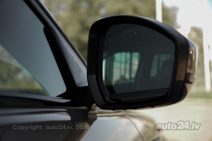 Smilšu krāsa Land Rover Range Rover Evoque 2016 Pērnava, ar dzinēja tilpumu 2.00 L un nobraukumu 120 tūkst. km par 13700 €, foto 8 vietnē AUTOMOTO.COM.LV