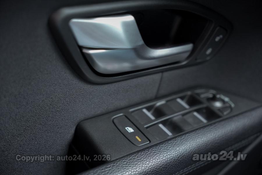 Smilšu krāsa Land Rover Range Rover Evoque 2016 Pērnava, ar dzinēja tilpumu 2.00 L un nobraukumu 120 tūkst. km par 13700 €, foto 13 vietnē AUTOMOTO.COM.LV