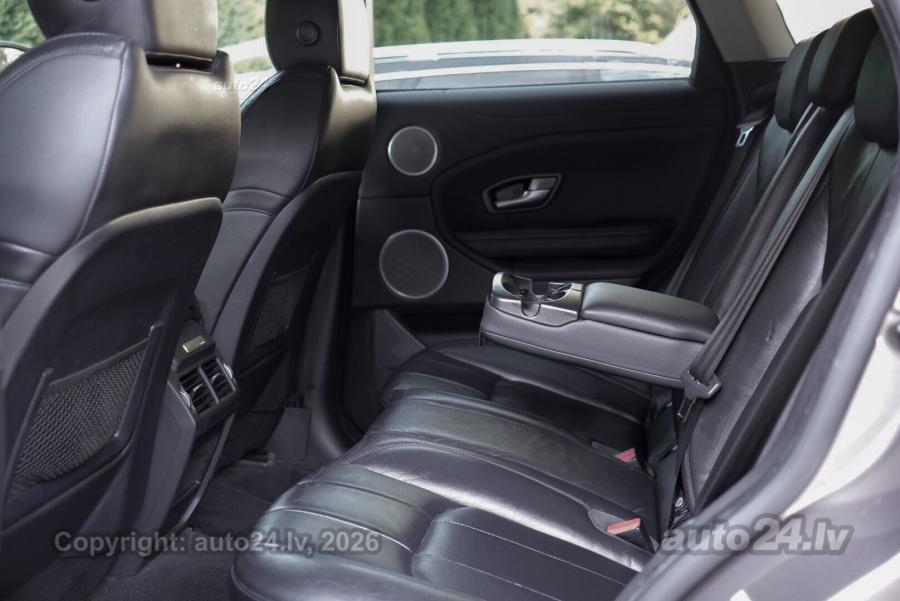 Smilšu krāsa Land Rover Range Rover Evoque 2016 Pērnava, ar dzinēja tilpumu 2.00 L un nobraukumu 120 tūkst. km par 13700 €, foto 19 vietnē AUTOMOTO.COM.LV