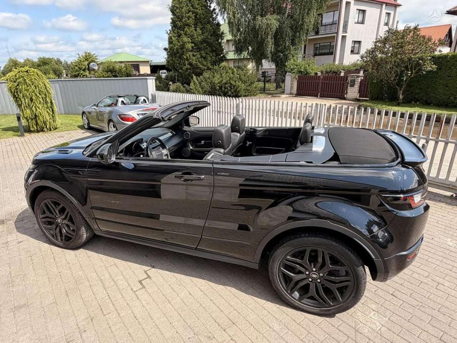 Melns Land Rover Range Rover Evoque 2016 Kauņa, ar dzinēja tilpumu 2.00 L un nobraukumu 160 tūkst. km par 12500 €, foto 3 vietnē AUTOMOTO.COM.LV