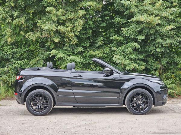 Black Land Rover Range Rover Evoque 2016 in Siauliai, with an engine capacity of 2.00 L and mileage of 175 thousand km for 10950 €, photo 5 on AUTOMOTO.COM.LV