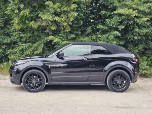 Black Land Rover Range Rover Evoque 2016 in Siauliai, with an engine capacity of 2.00 L and mileage of 175 thousand km for 10950 €, photo 7 on AUTOMOTO.COM.LV