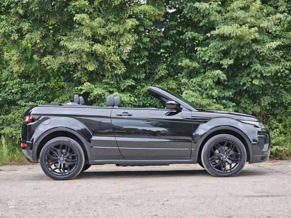 Black Land Rover Range Rover Evoque 2016 in Siauliai, with an engine capacity of 2.00 L and mileage of 175 thousand km for 10950 €, photo 8 on AUTOMOTO.COM.LV