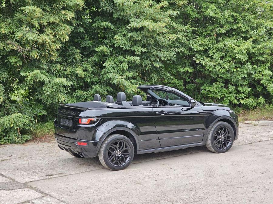 Black Land Rover Range Rover Evoque 2016 in Siauliai, with an engine capacity of 2.00 L and mileage of 175 thousand km for 10950 €, photo 12 on AUTOMOTO.COM.LV