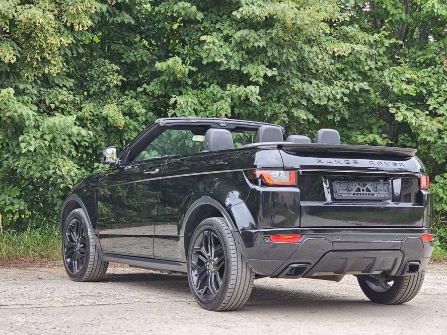 Black Land Rover Range Rover Evoque 2016 in Siauliai, with an engine capacity of 2.00 L and mileage of 175 thousand km for 10950 €, photo 17 on AUTOMOTO.COM.LV