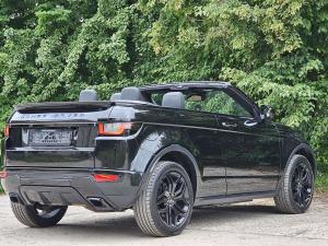 Black Land Rover Range Rover Evoque 2016 in Siauliai, with an engine capacity of 2.00 L and mileage of 175 thousand km for 10950 €, photo 18 on AUTOMOTO.COM.LV