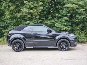 Black Land Rover Range Rover Evoque 2016 in Siauliai, with an engine capacity of 2.00 L and mileage of 175 thousand km for 10950 €, photo 22 on AUTOMOTO.COM.LV