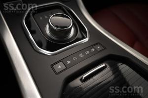 Melns Land Rover Range Rover Evoque 2011 Jelgava, ar dzinēja tilpumu 2.20 L un nobraukumu 149 tūkst. km par 12000 €, foto 17 vietnē AUTOMOTO.COM.LV