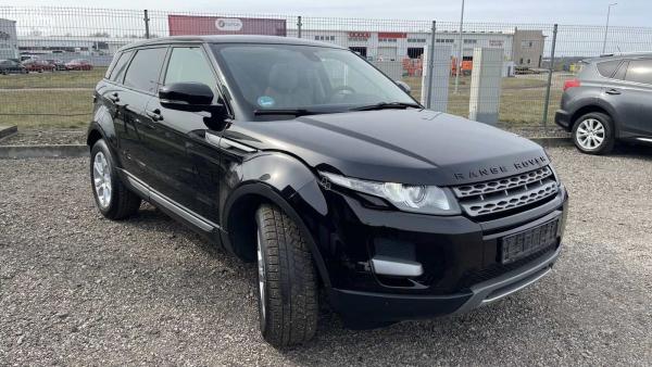 Melns Land Rover Range Rover Evoque 2011 Marijampole, ar dzinēja tilpumu 2.20 L un nobraukumu 275 tūkst. km par 10690 €, foto 4 vietnē AUTOMOTO.COM.LV