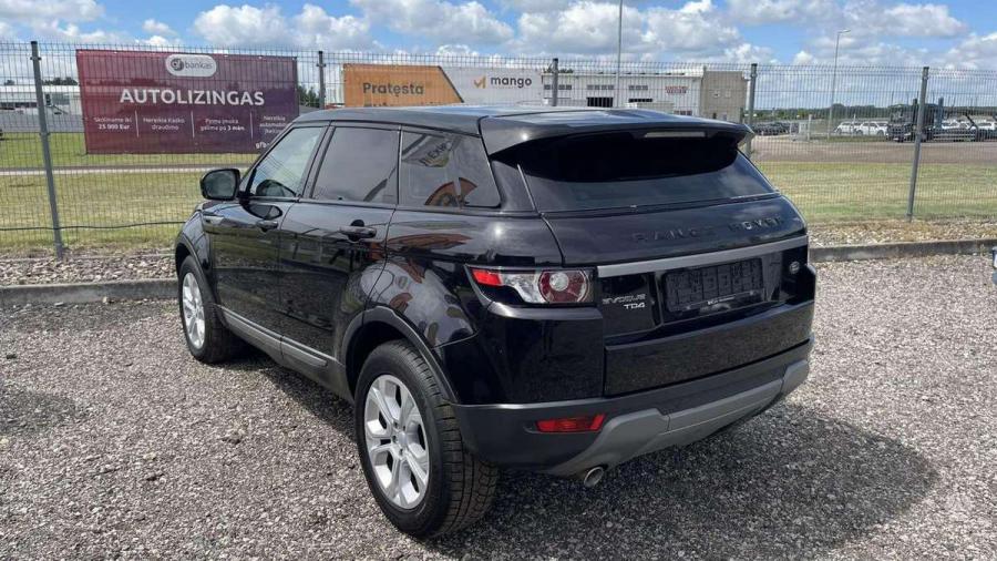 Melns Land Rover Range Rover Evoque 2011 Marijampole, ar dzinēja tilpumu 2.18 L un nobraukumu 275 tūkst. km par 9590 €, foto 10 vietnē AUTOMOTO.COM.LV