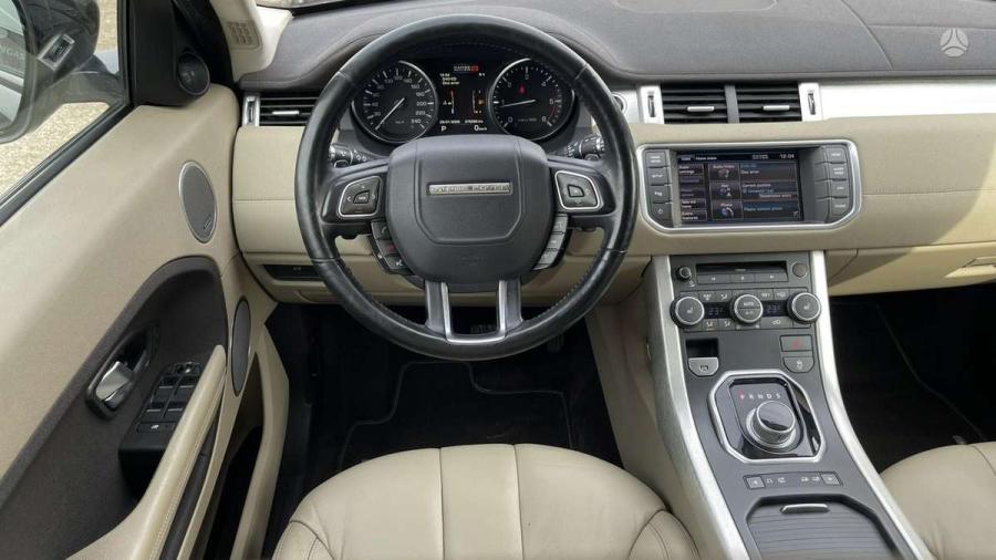 Melns Land Rover Range Rover Evoque 2011 Marijampole, ar dzinēja tilpumu 2.18 L un nobraukumu 275 tūkst. km par 9590 €, foto 40 vietnē AUTOMOTO.COM.LV