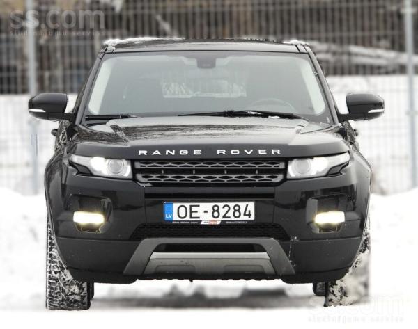 Black Land Rover Range Rover Evoque 2012 in Riga, with an engine capacity of 2.20 L and mileage of 299 thousand km for 11590 €, photo 3 on AUTOMOTO.COM.LV