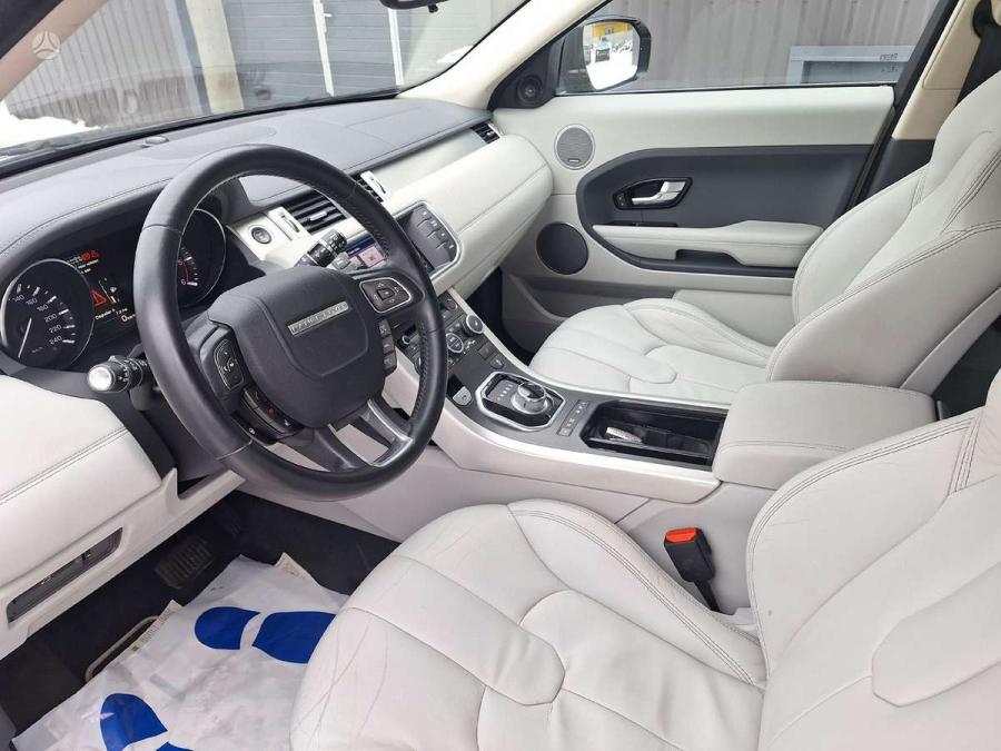 Melns Land Rover Range Rover Evoque 2012 Tauragė, ar dzinēja tilpumu 2.18 L un nobraukumu 130 tūkst. km par 8999 €, foto 6 vietnē AUTOMOTO.COM.LV