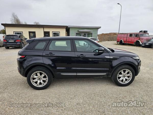 Melns Land Rover Range Rover Evoque 2012 Tartu, ar dzinēja tilpumu 2.00 L un nobraukumu 168 tūkst. km par 10990 €, foto 6 vietnē AUTOMOTO.COM.LV
