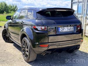 Black Land Rover Range Rover Evoque 2012 in Riga, with an engine capacity of 2.20 L and mileage of 223 thousand km for 12995 €, photo 3 on AUTOMOTO.COM.LV