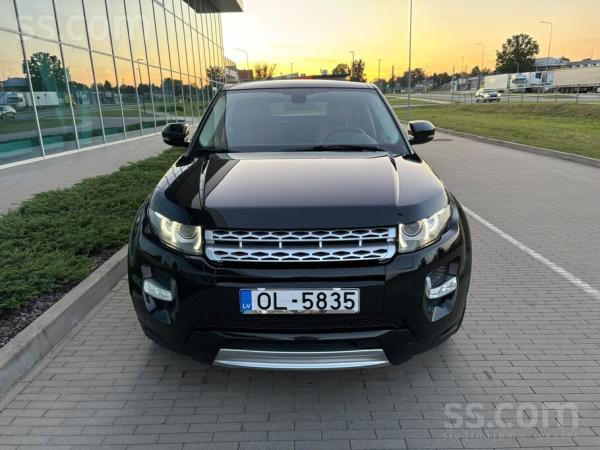 Black Land Rover Range Rover Evoque 2012 in Riga, with an engine capacity of 2.20 L and mileage of 183 thousand km for 10500 €, photo 2 on AUTOMOTO.COM.LV