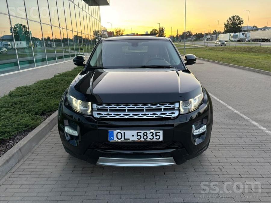 Black Land Rover Range Rover Evoque 2012 in Riga, with an engine capacity of 2.20 L and mileage of 183 thousand km for 10500 €, photo 3 on AUTOMOTO.COM.LV
