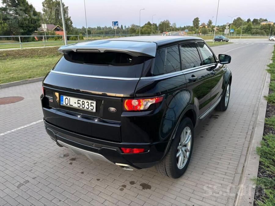 Black Land Rover Range Rover Evoque 2012 in Riga, with an engine capacity of 2.20 L and mileage of 183 thousand km for 10500 €, photo 4 on AUTOMOTO.COM.LV