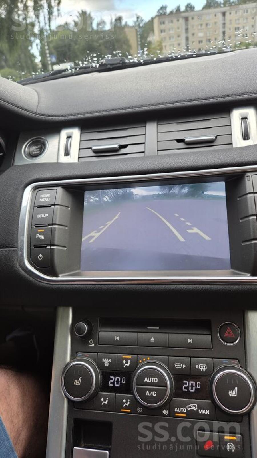 Melns Land Rover Range Rover Evoque 2012 Rīga, ar dzinēja tilpumu 2.20 L un nobraukumu 230 tūkst. km par 10700 €, foto 6 vietnē AUTOMOTO.COM.LV