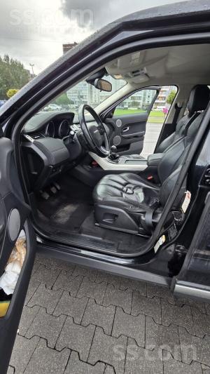 Melns Land Rover Range Rover Evoque 2012 Rīga, ar dzinēja tilpumu 2.20 L un nobraukumu 230 tūkst. km par 10700 €, foto 11 vietnē AUTOMOTO.COM.LV