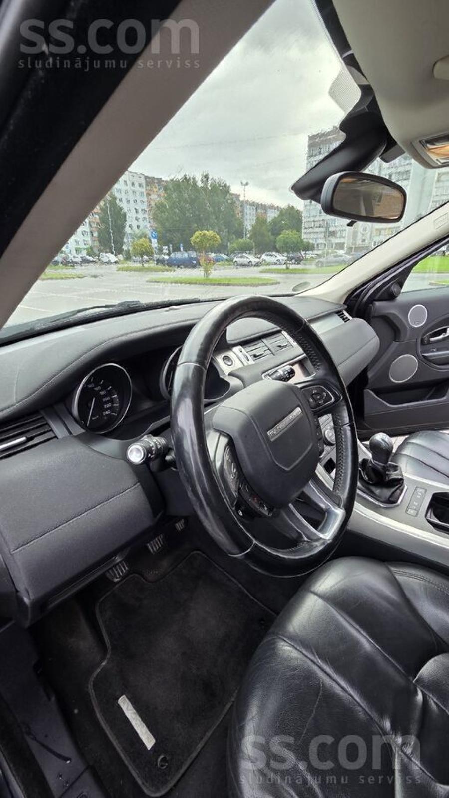 Melns Land Rover Range Rover Evoque 2012 Rīga, ar dzinēja tilpumu 2.20 L un nobraukumu 230 tūkst. km par 10700 €, foto 13 vietnē AUTOMOTO.COM.LV