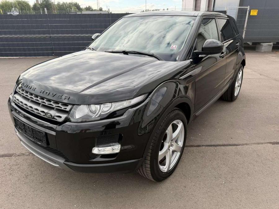 Black Land Rover Range Rover Evoque 2012 in Marijampole, with an engine capacity of 2.18 L and mileage of 184 thousand km for 10100 €, photo 1 on AUTOMOTO.COM.LV