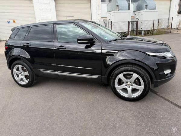 Black Land Rover Range Rover Evoque 2012 in Marijampole, with an engine capacity of 2.18 L and mileage of 184 thousand km for 10100 €, photo 4 on AUTOMOTO.COM.LV