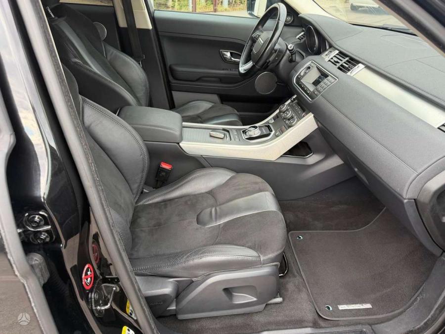 Black Land Rover Range Rover Evoque 2012 in Marijampole, with an engine capacity of 2.18 L and mileage of 184 thousand km for 10100 €, photo 12 on AUTOMOTO.COM.LV