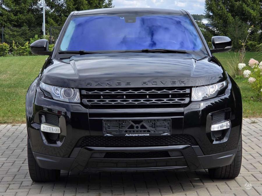 Melns Land Rover Range Rover Evoque 2012 Kauņa, ar dzinēja tilpumu 2.20 L un nobraukumu 260 tūkst. km par 10999 €, foto 5 vietnē AUTOMOTO.COM.LV
