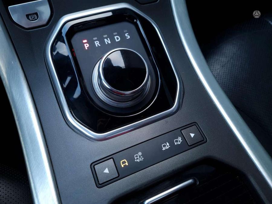 Melns Land Rover Range Rover Evoque 2012 Kauņa, ar dzinēja tilpumu 2.20 L un nobraukumu 260 tūkst. km par 10999 €, foto 19 vietnē AUTOMOTO.COM.LV