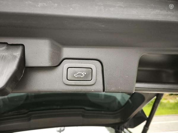 Melns Land Rover Range Rover Evoque 2012 Tauragė, ar dzinēja tilpumu 2.20 L un nobraukumu 268 tūkst. km par 8699 €, foto 10 vietnē AUTOMOTO.COM.LV