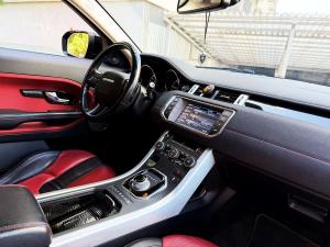 Black Land Rover Range Rover Evoque 2012 in Vilnius, with an engine capacity of 2.18 L and mileage of 267 thousand km for 9300 €, photo 21 on AUTOMOTO.COM.LV
