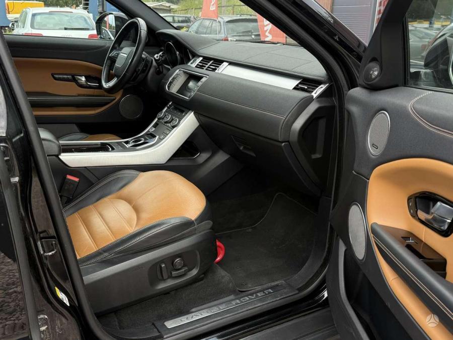 Black Land Rover Range Rover Evoque 2012 in Vilnius, with an engine capacity of 2.18 L and mileage of 252 thousand km for 11550 €, photo 15 on AUTOMOTO.COM.LV
