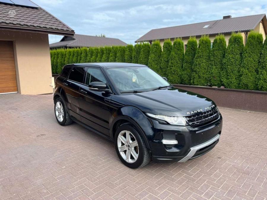 Black Land Rover Range Rover Evoque 2012 in Utena, with an engine capacity of 2.18 L and mileage of 126 thousand km for 6350 €, photo 1 on AUTOMOTO.COM.LV
