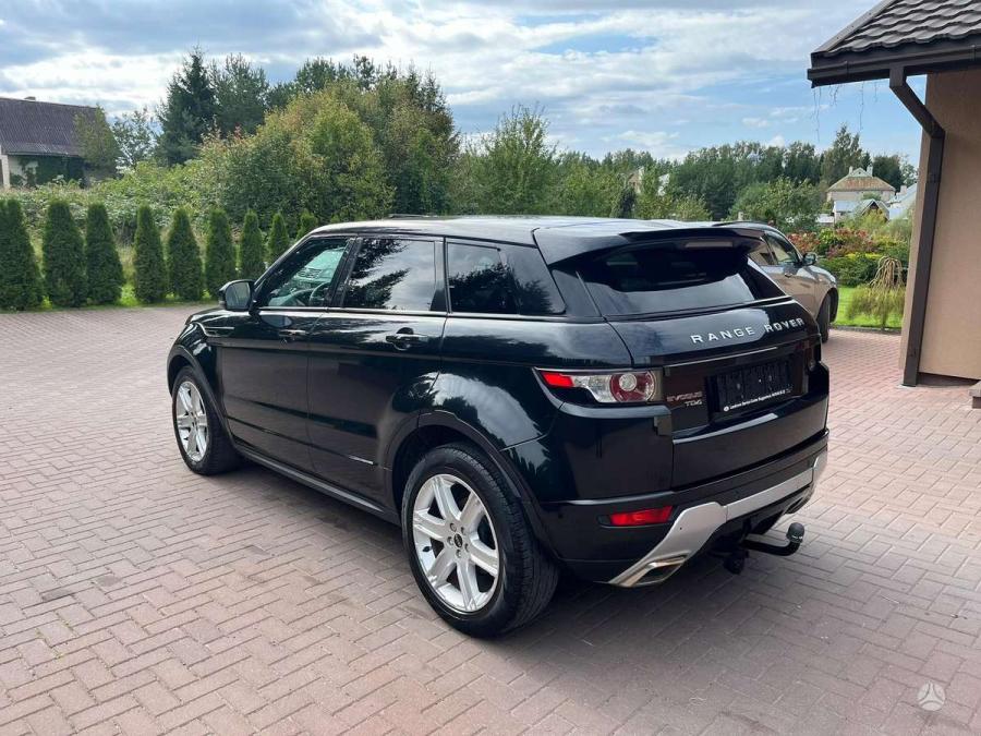 Black Land Rover Range Rover Evoque 2012 in Utena, with an engine capacity of 2.18 L and mileage of 126 thousand km for 6350 €, photo 4 on AUTOMOTO.COM.LV