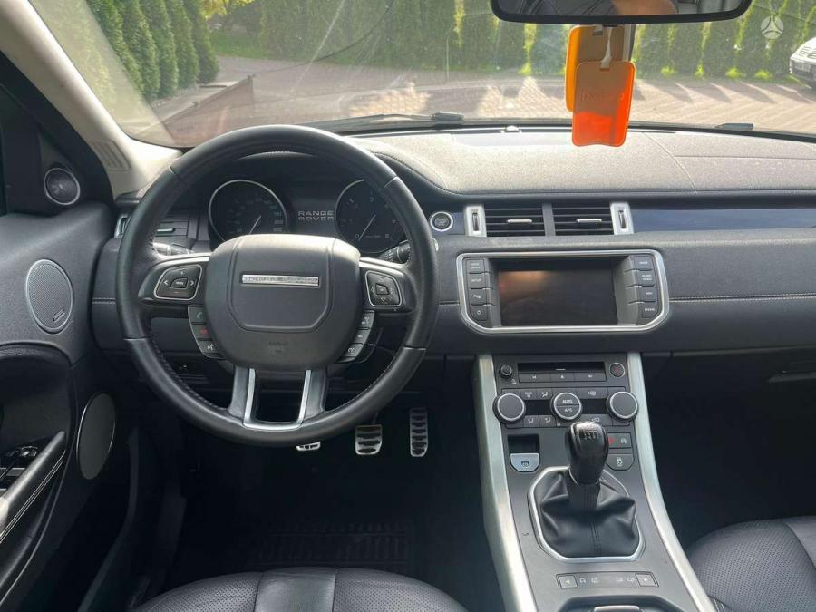 Black Land Rover Range Rover Evoque 2012 in Utena, with an engine capacity of 2.18 L and mileage of 126 thousand km for 6350 €, photo 15 on AUTOMOTO.COM.LV