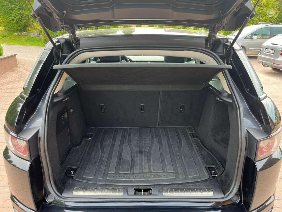 Black Land Rover Range Rover Evoque 2012 in Utena, with an engine capacity of 2.18 L and mileage of 126 thousand km for 6350 €, photo 23 on AUTOMOTO.COM.LV