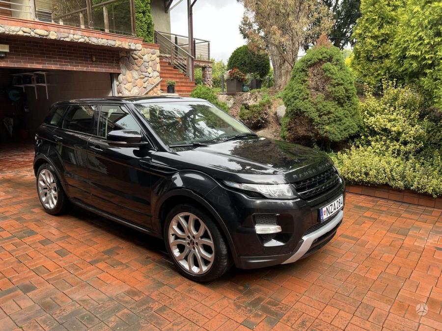 Black Land Rover Range Rover Evoque 2012 in Vilnius, with an engine capacity of 2.18 L and mileage of 221 thousand km for 8400 €, photo 4 on AUTOMOTO.COM.LV