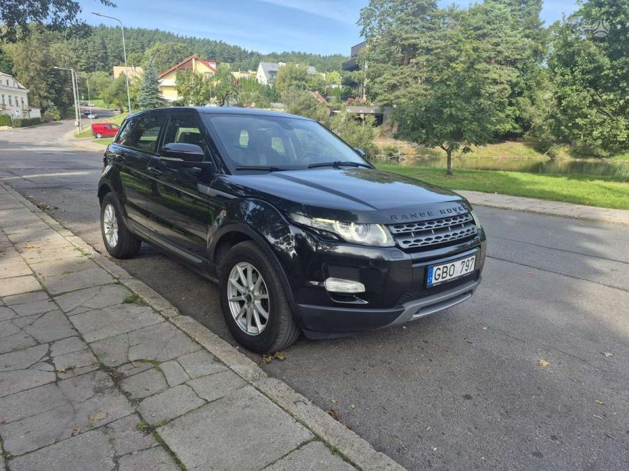 Black Land Rover Range Rover Evoque 2012 in Vilnius, with an engine capacity of 2.18 L and mileage of 242 thousand km for 8200 €, photo 1 on AUTOMOTO.COM.LV