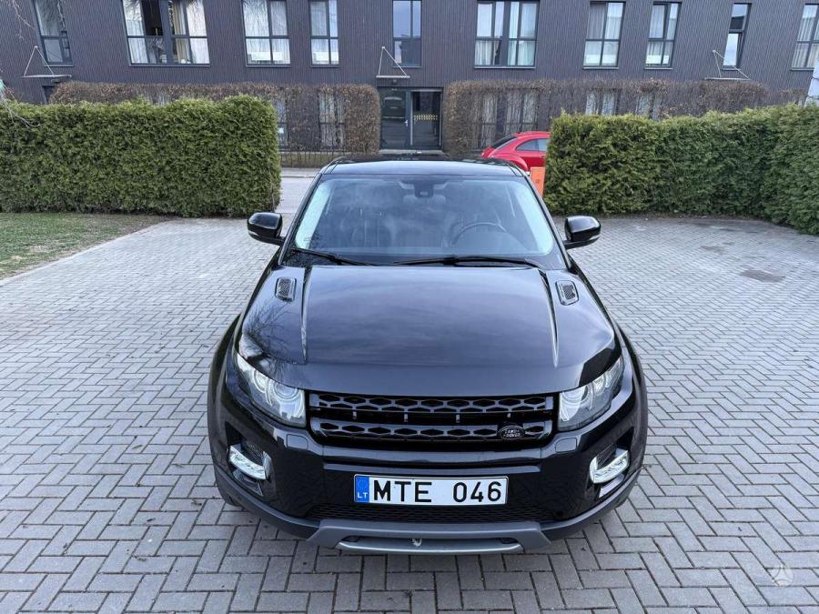 Melns Land Rover Range Rover Evoque 2012 Kauņa, ar dzinēja tilpumu 2.18 L un nobraukumu 230 tūkst. km par 8500 €, foto 1 vietnē AUTOMOTO.COM.LV