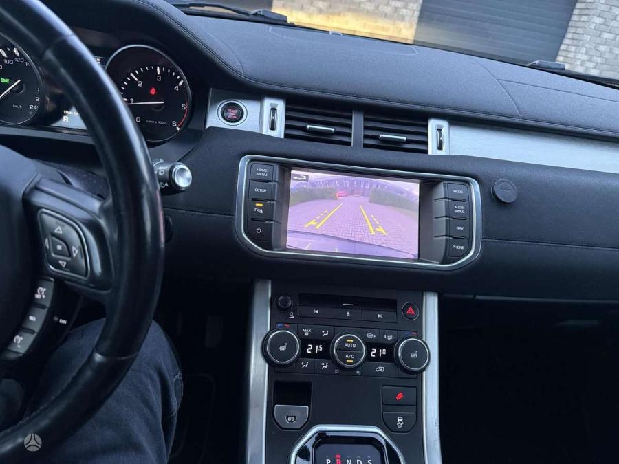 Melns Land Rover Range Rover Evoque 2012 Kauņa, ar dzinēja tilpumu 2.18 L un nobraukumu 230 tūkst. km par 8500 €, foto 9 vietnē AUTOMOTO.COM.LV
