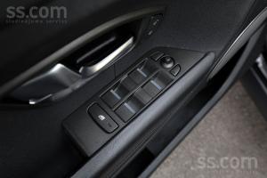 Melns Land Rover Range Rover Evoque 2012 Jelgava, ar dzinēja tilpumu 2.20 L un nobraukumu 0 tūkst. km par 11750 €, foto 26 vietnē AUTOMOTO.COM.LV