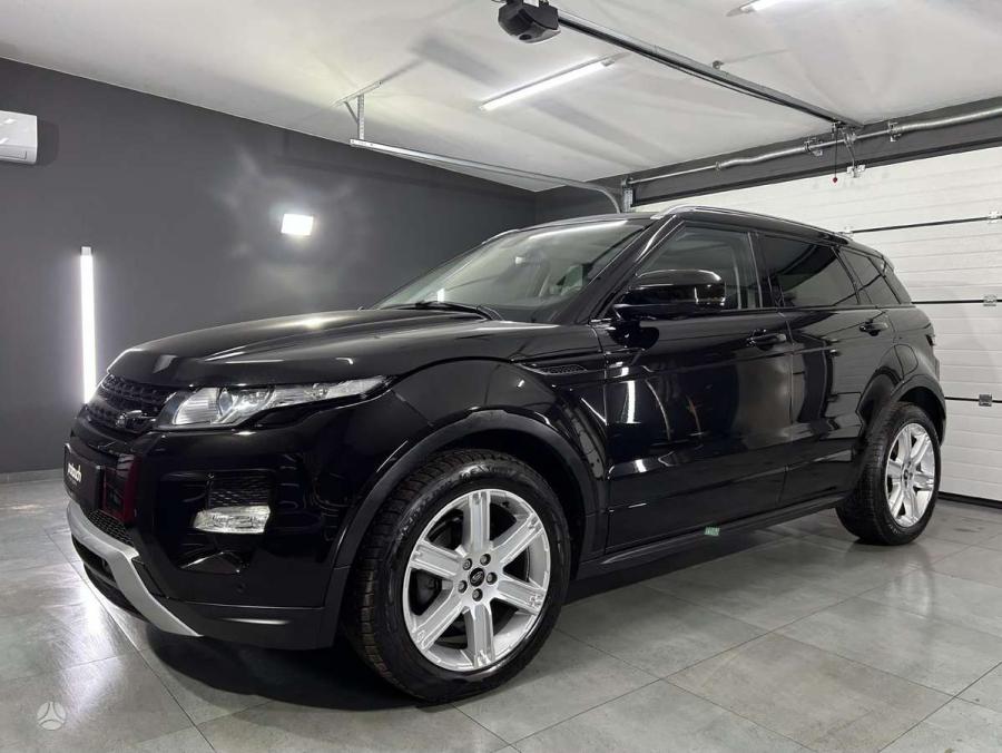 Melns Land Rover Range Rover Evoque 2013 Utena, ar dzinēja tilpumu 2.20 L un nobraukumu 200 tūkst. km par 9450 €, foto 1 vietnē AUTOMOTO.COM.LV